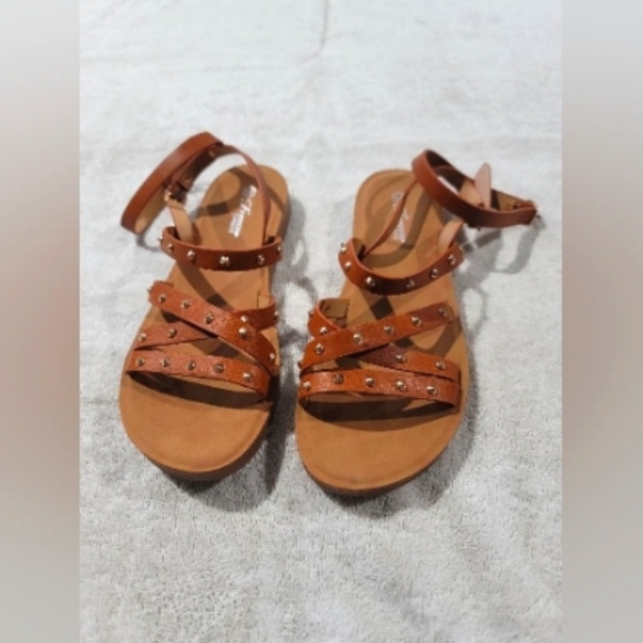 Forever Comfort | Shoes | Forever Comfort Sandals | Poshmark